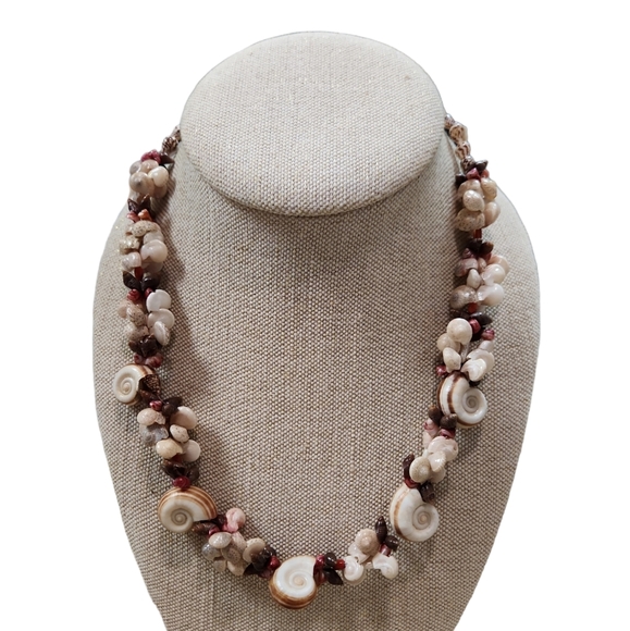 Jewelry | Vintage Cluster Shells Necklace | Poshmark